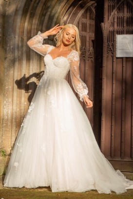 Fifi Bridal Ltd: Fifi's for your perfect wedding dress, bridesmaid ...